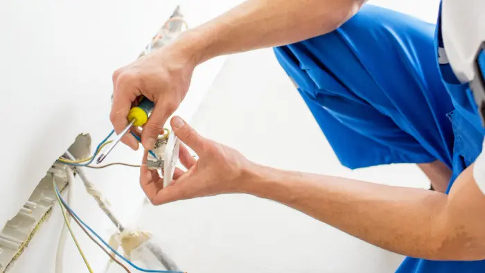 Wiring a Single-Pole Light Switch Made Easy